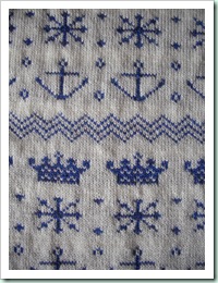 Tracing Rainbows: Blanket Stitch